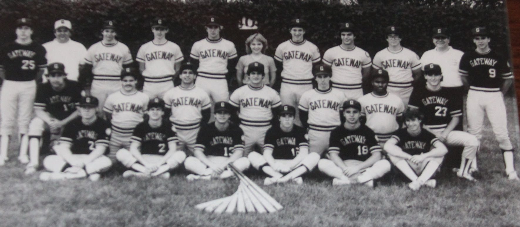 1983 BOYS VARSITY BASEBALL TEAM – Gateway Sports Hall of Fame